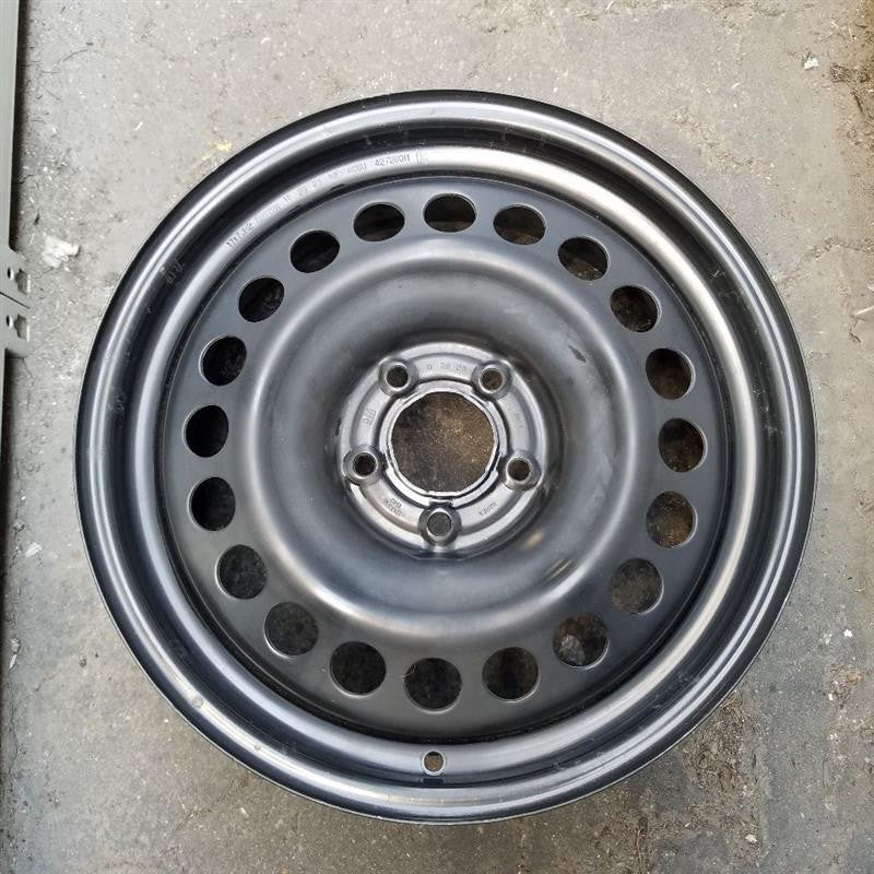 Chevrolet TRAX OEM 17x7 Inch 2024 42728011 steel opt PWP STEEL Rim ...