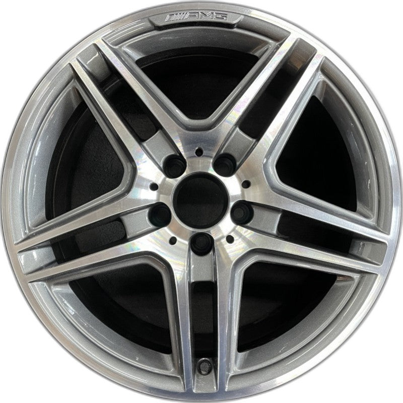 The Perfect Replacement Wheel for Your Mercedes-Benz E-Class: OEM 18-I