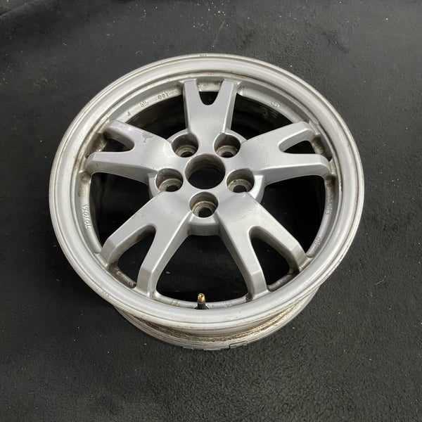 Toyota SILVER PRIUS OEM Wheel 15x6 Inch 2010-2015 4261147110 4261147130 ...